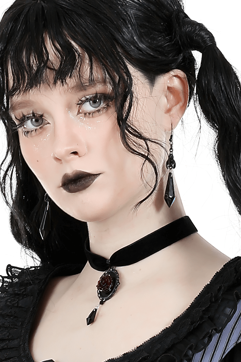 Edgy Body Accessories: Punk, Gothic & Alt Fashion