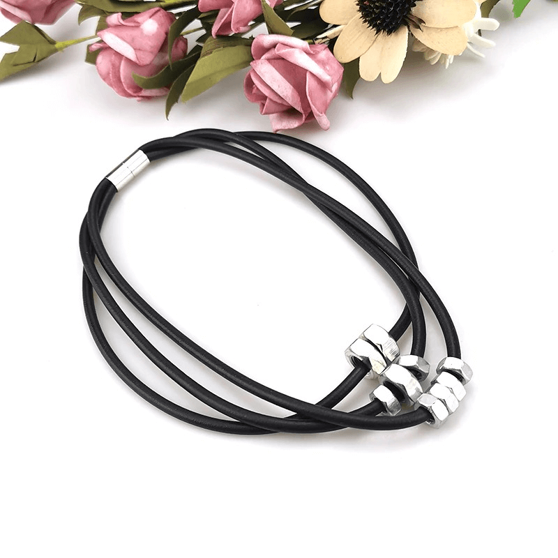 Vintage Viking & Skull Pendants: Transform Your Look